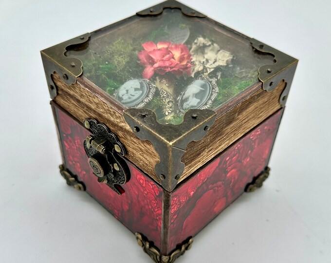 Haunted Memories - Stained Glass/assemblage Jewelry Box - Etsy