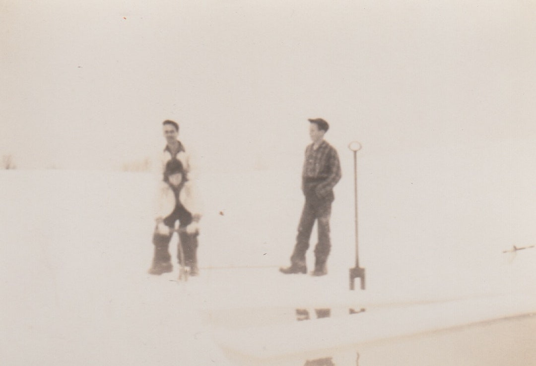 Nostalgic Winter Scene Ice Cutting Ice Harvesting Lake Ice Historical ...