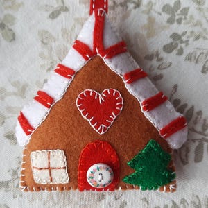 A Handmade Felt Gingerbread House Christmas Tree Hanging Decoration - Etsy