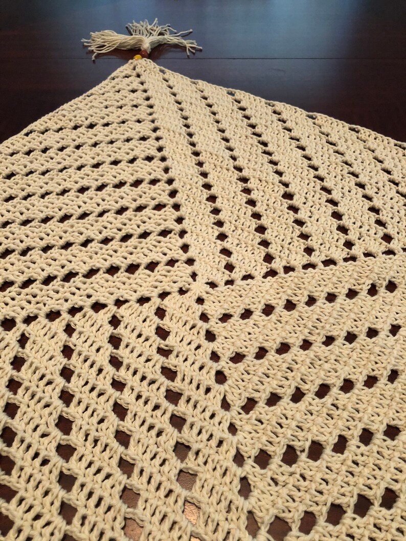 Modern Crochet Table Topper, Table Decor, Farmhouse Chic, Contemporary ...