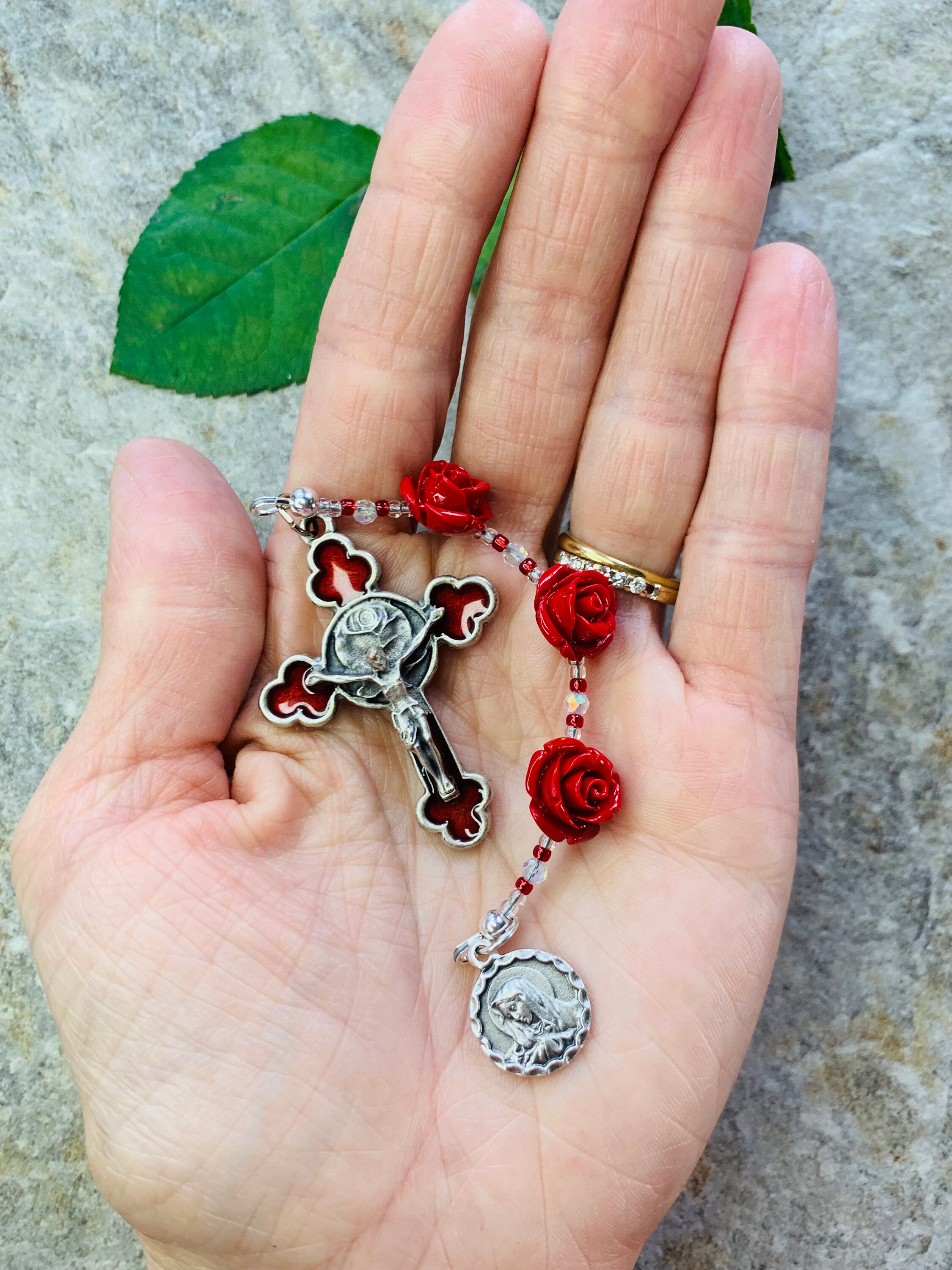 Red Rose Themed Three Hail Mary Devotion - Etsy