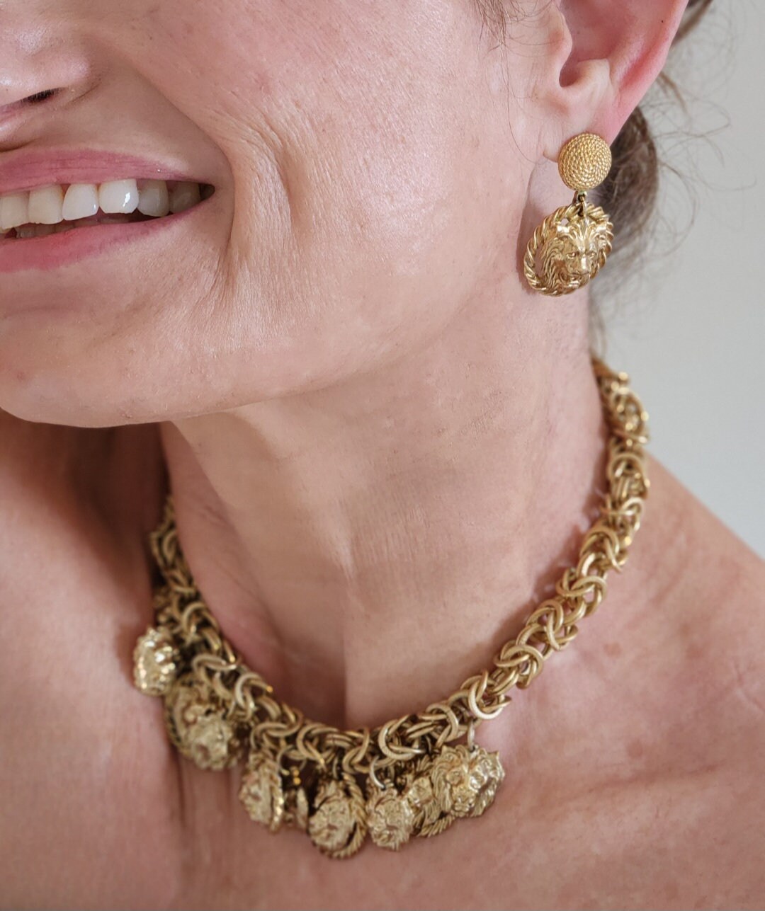 Massive 1980s Anne Klein Chunky Gold Chain With Lion Medallion Pendants ...