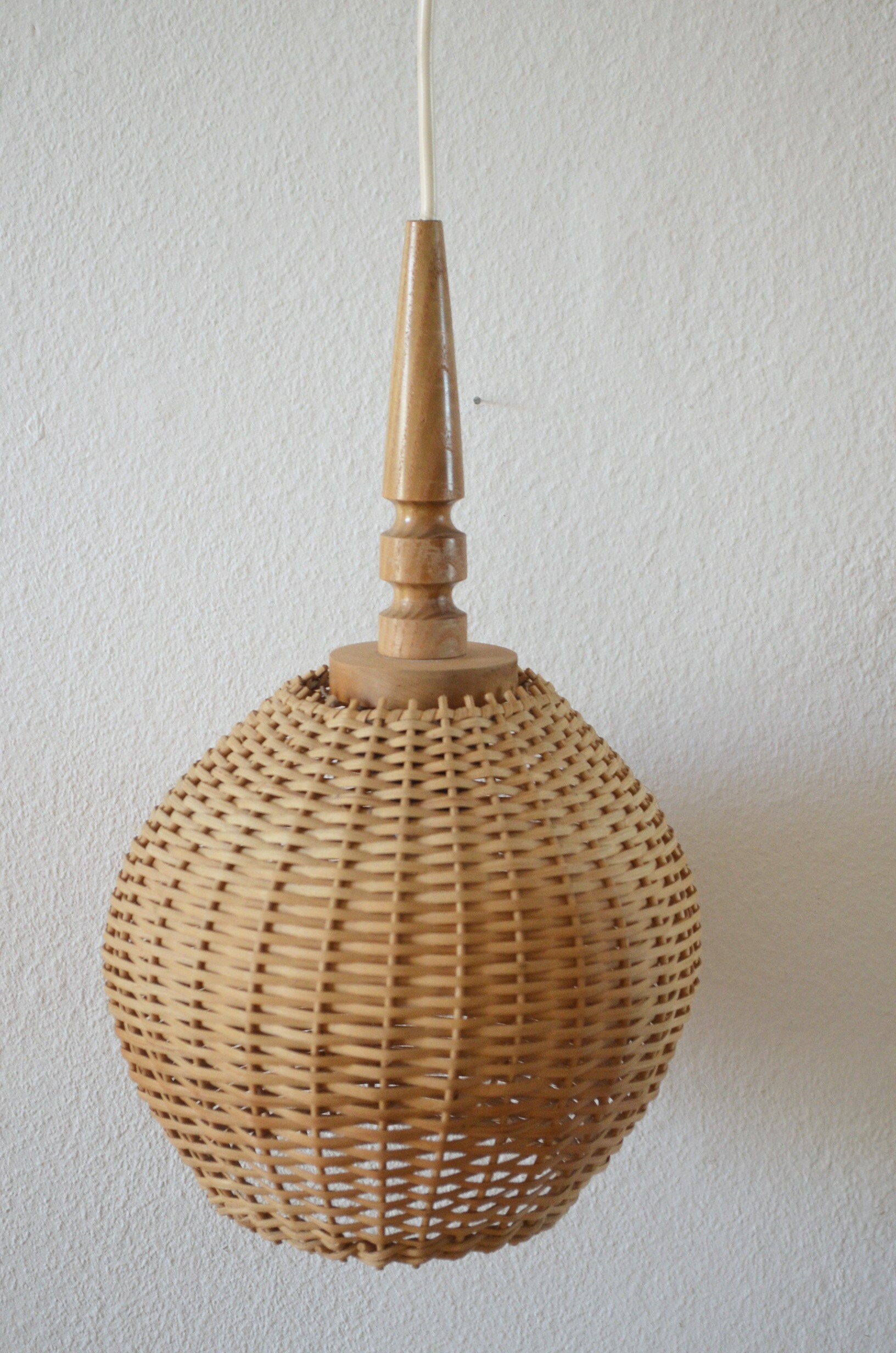 Rattan hanging lamp round vintage lampshade wicker hanging lamp shade ...