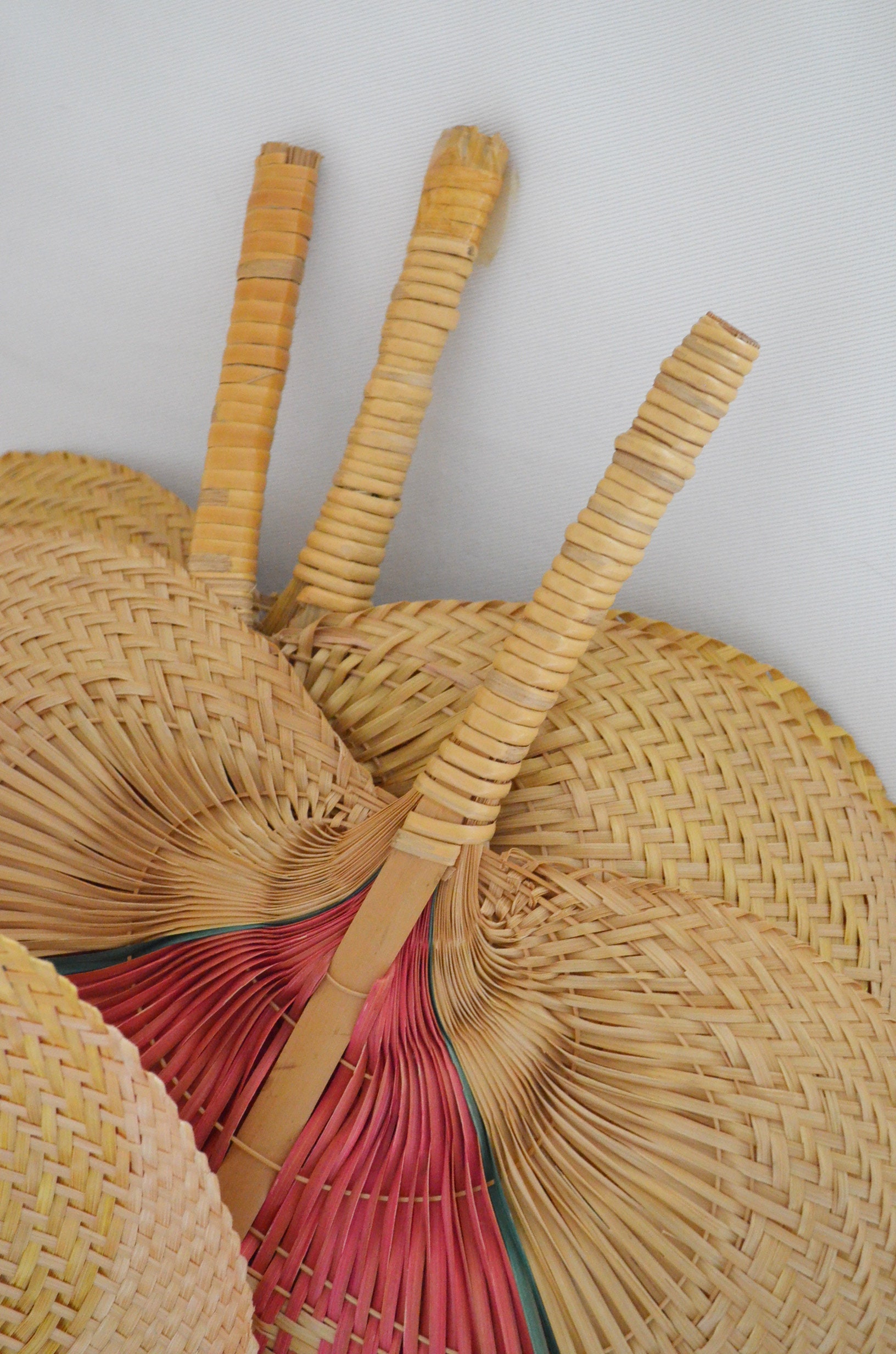 Vintage palm frond hand fan fan rattan boho boheme pink ethno