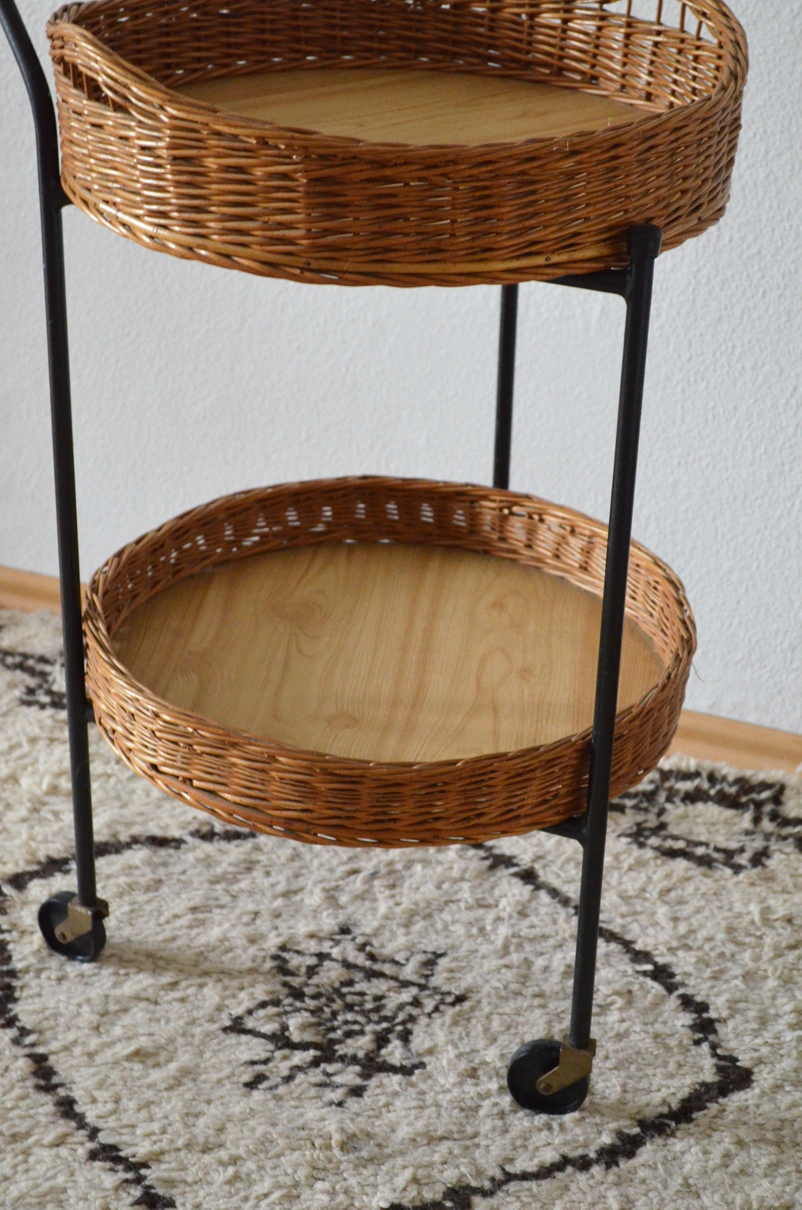 Vintage Rattan bar cart Mid century bar cart black round tea car ...