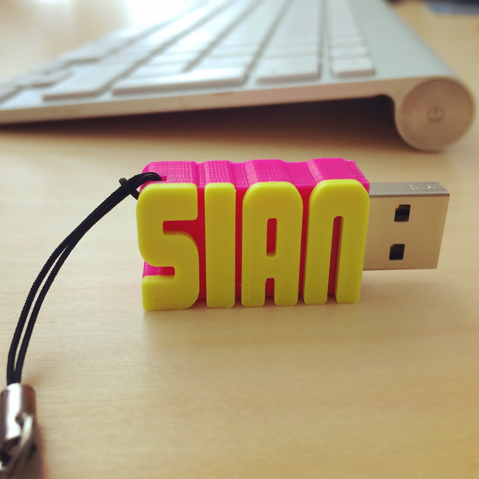 Personalized USB Flash Drive With Custom Text - Etsy