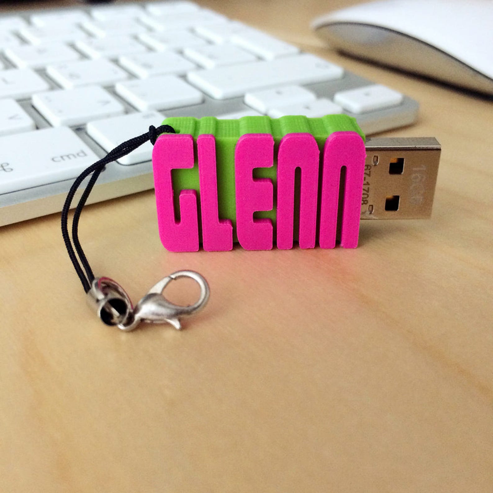 Personalized USB Flash Drive With Custom Text - Etsy