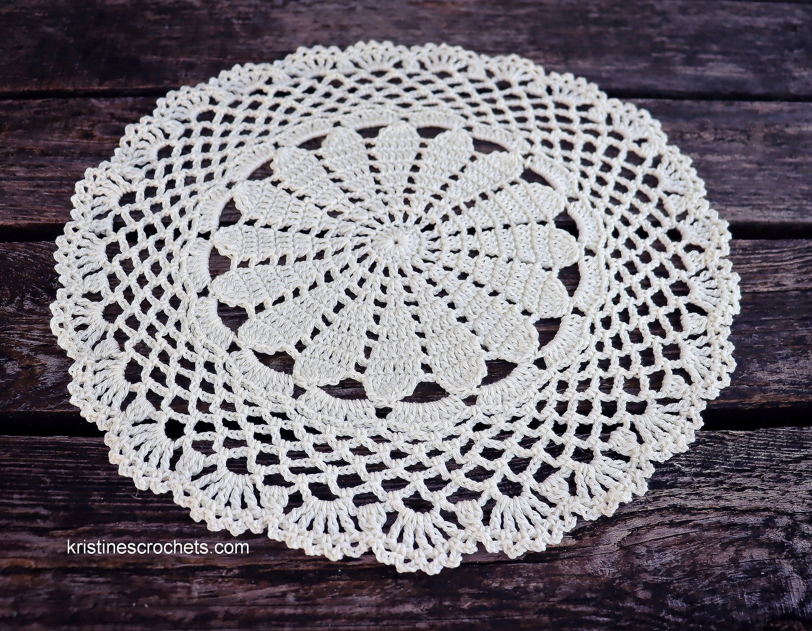CROCHET PATTERN - Delicate Lace Doily Written Pattern PDF | English - Etsy