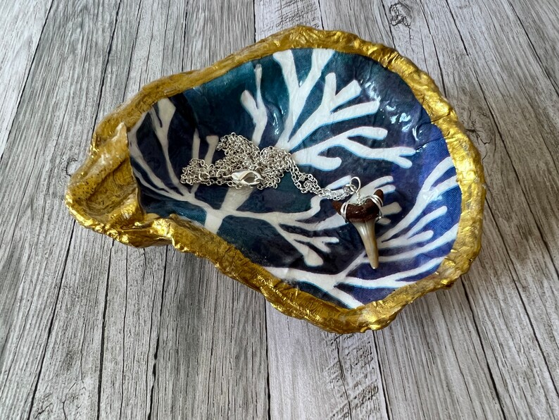 Beautiful Natural Oyster Jewelry Dish Oyster Jewelry Plate - Etsy