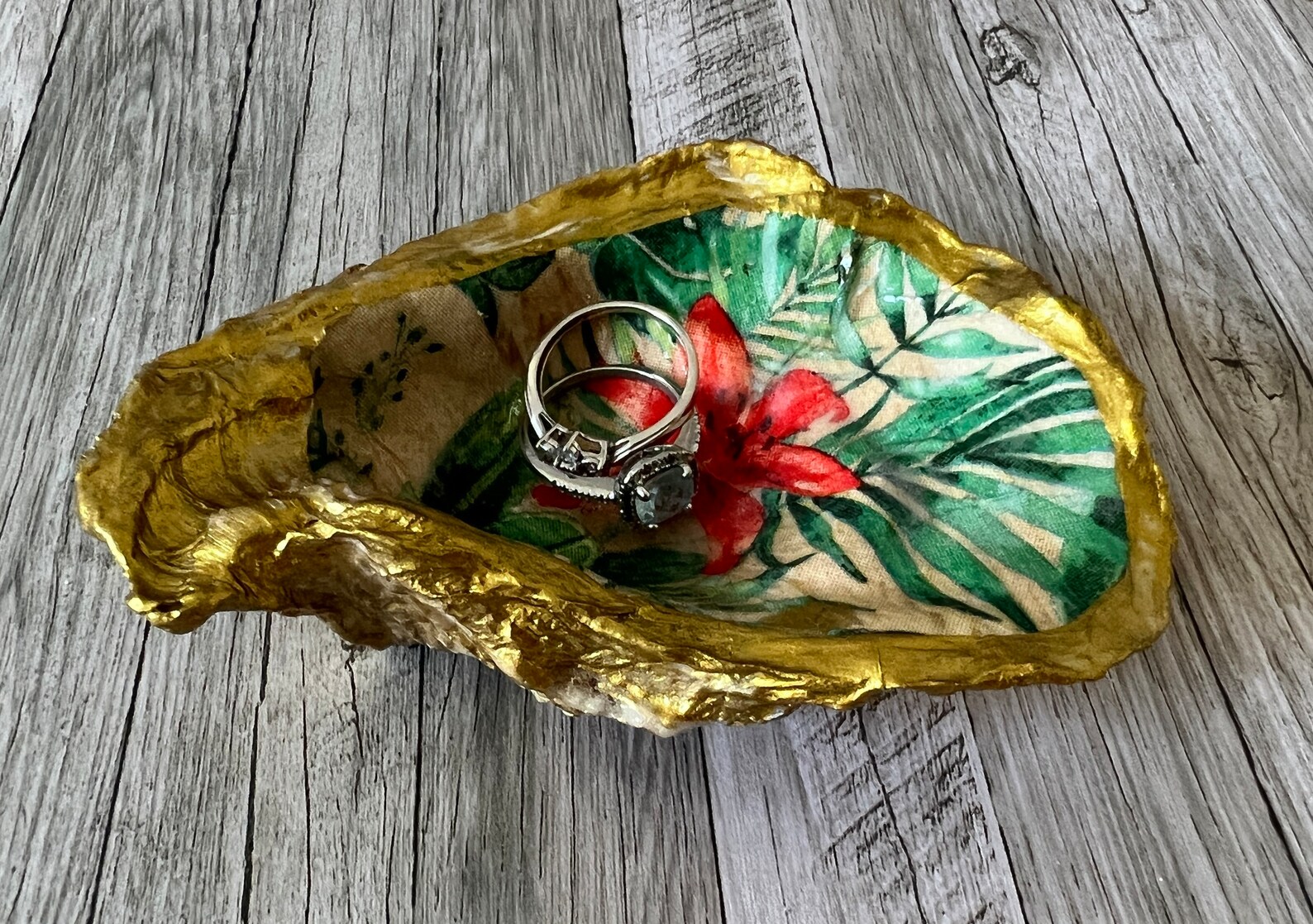 Beautiful Natural Oyster Jewelry Dish Oyster Jewelry Plate - Etsy