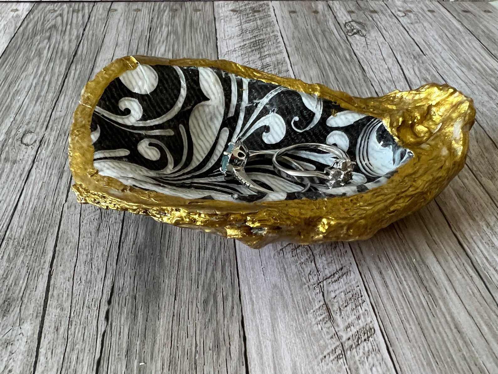 Beautiful Natural Oyster Jewelry Dish Oyster Jewelry Plate - Etsy