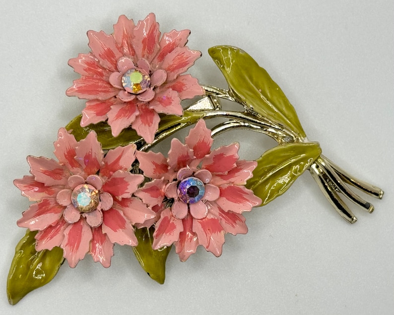 Vintage Pink Enamel Flower Brooch With Rhinestones - Etsy