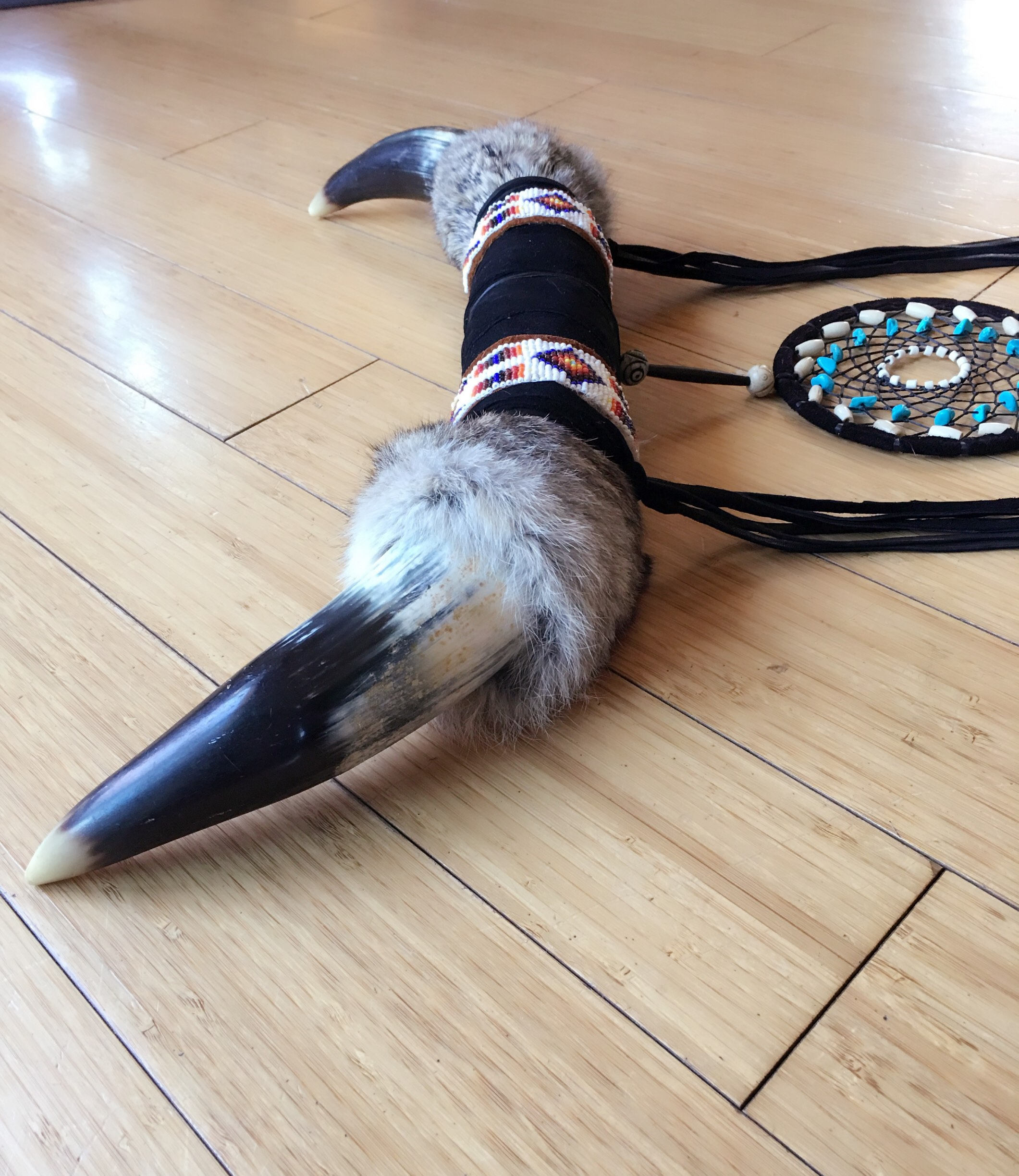 Longhorn Steer Horns - Authentic Native American - Sioux Beadwork ...