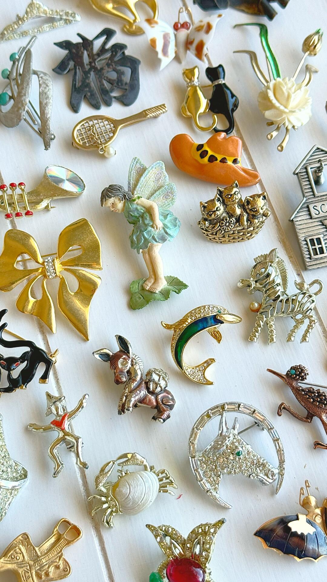 Mystery Pins Vintage Collection Estate Collection 1950s - 1990s Quirky ...