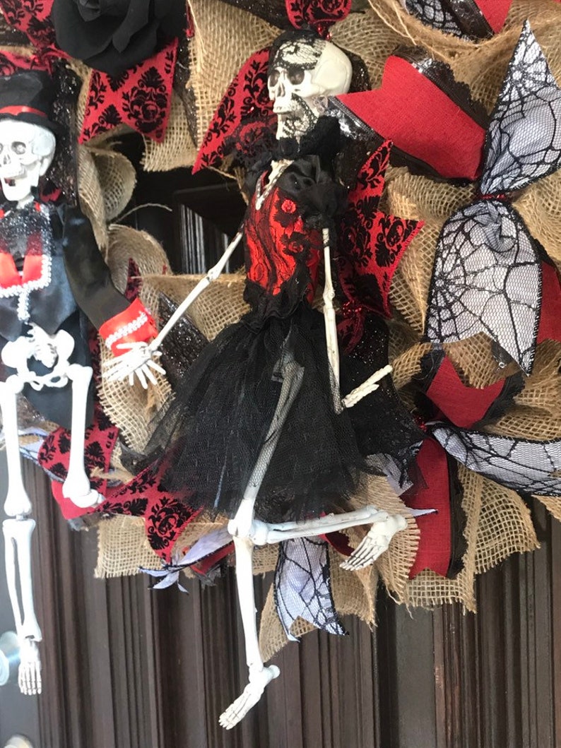 ONLY 1 Dancing Flapper Skeleton Halloween Wreath Red and - Etsy