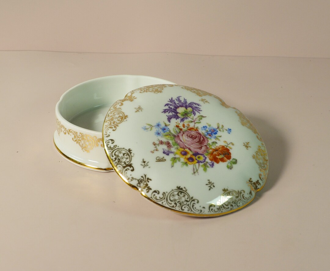 Limoges Vintage Hand Painted Porcelain Box. France. - Etsy