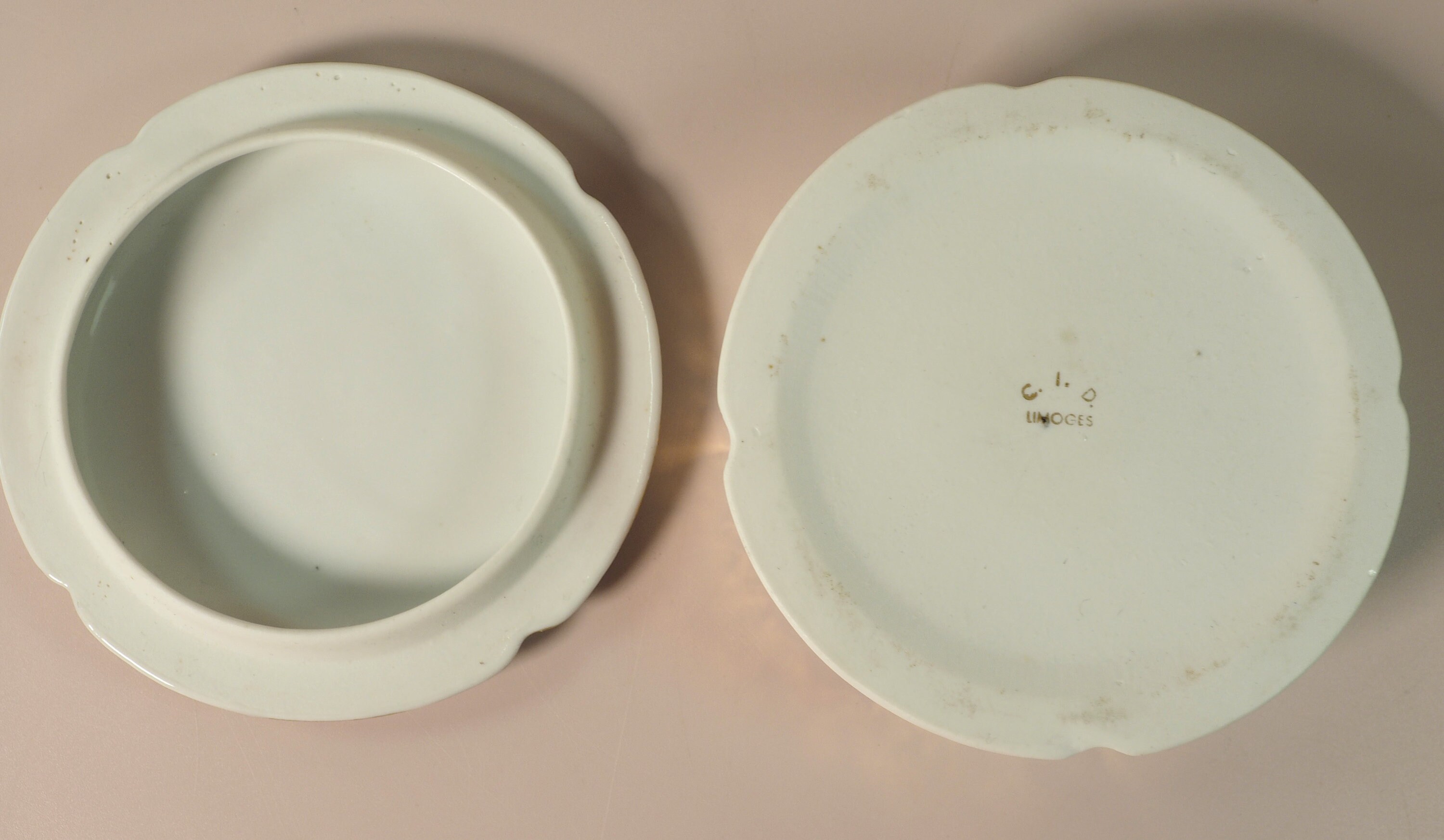 Limoges Vintage Hand Painted Porcelain Box. France. - Etsy