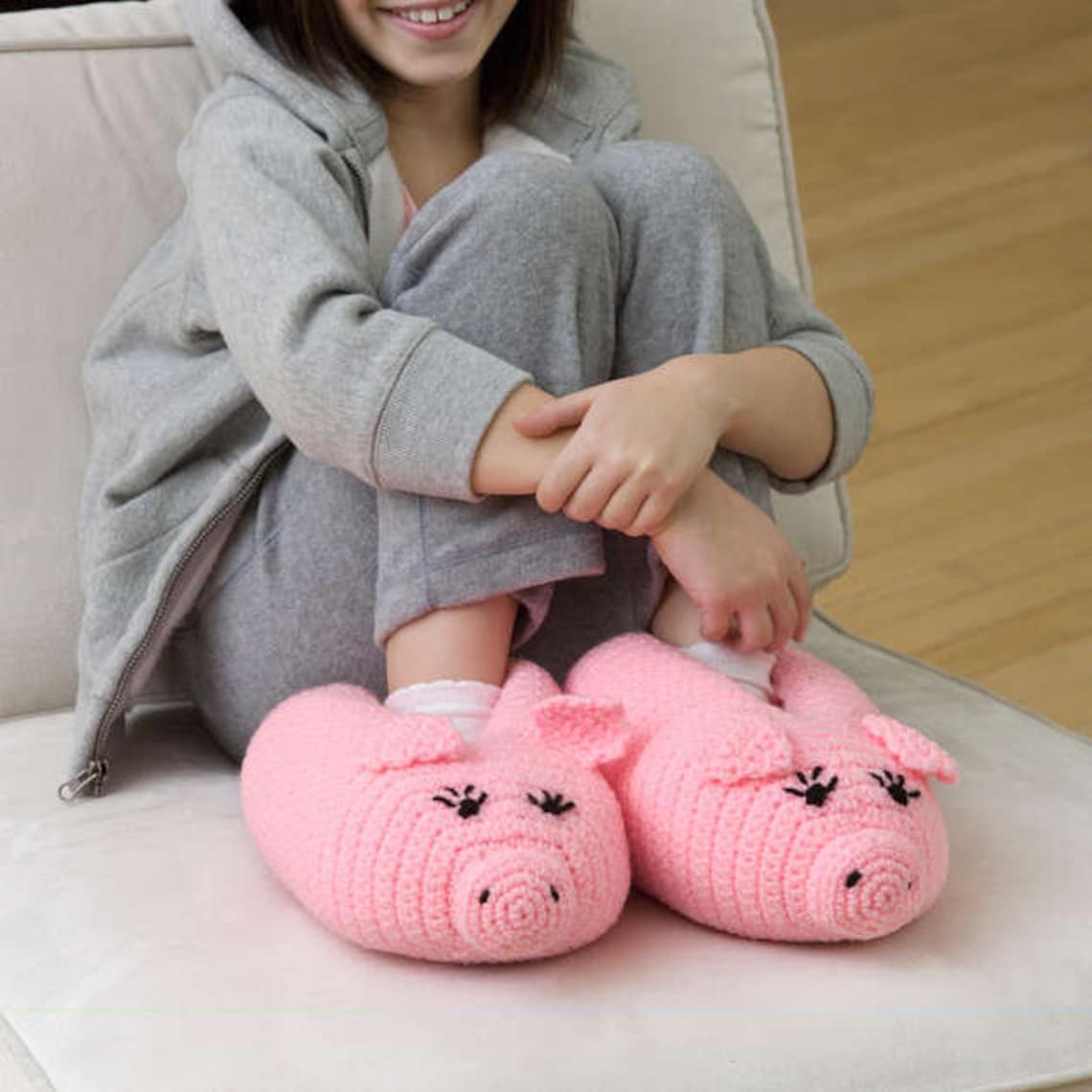 Pinky Pig Slipper Warm Cute Crochet Patterns, Handmade Gift Crochet ...