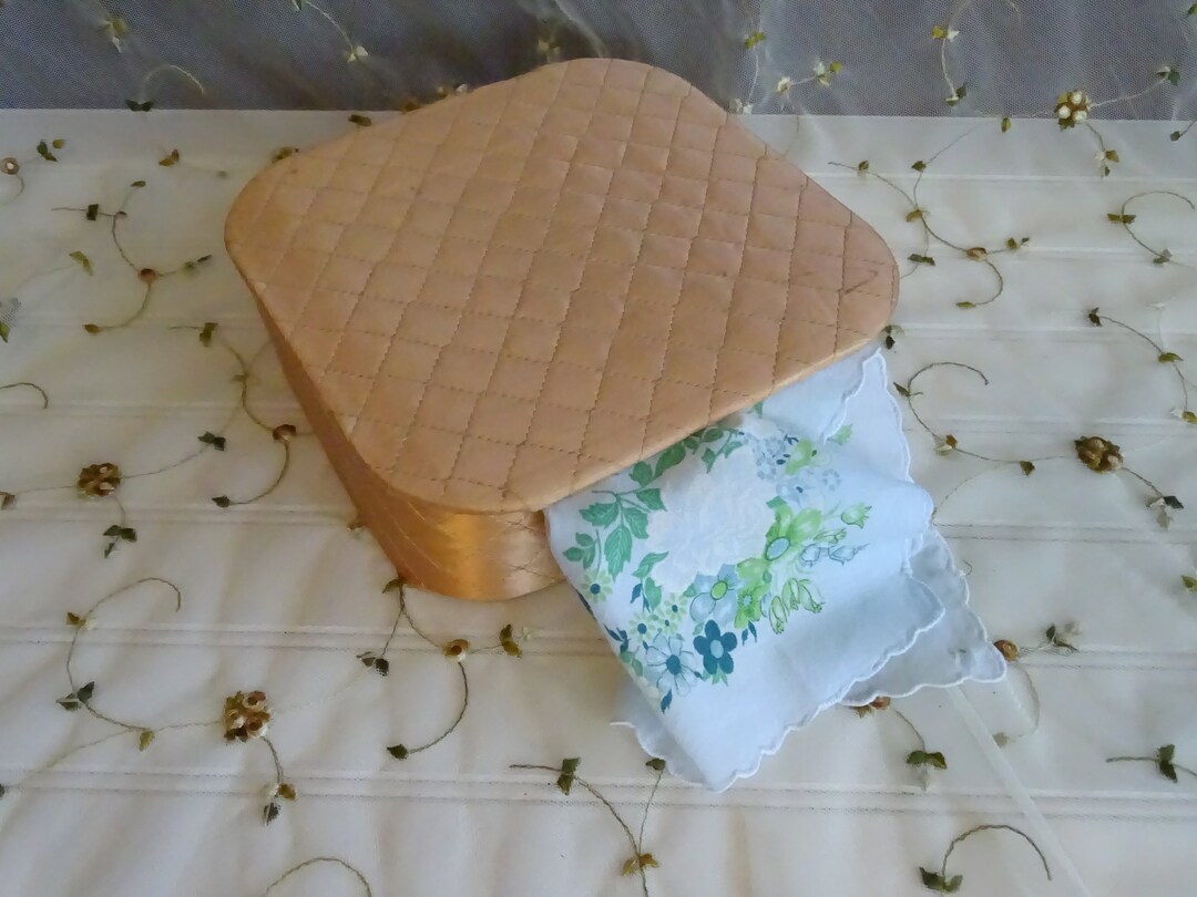 Vintage Handkerchief Box, 1950's Hankie Storage, Peach Quilted Dresser ...
