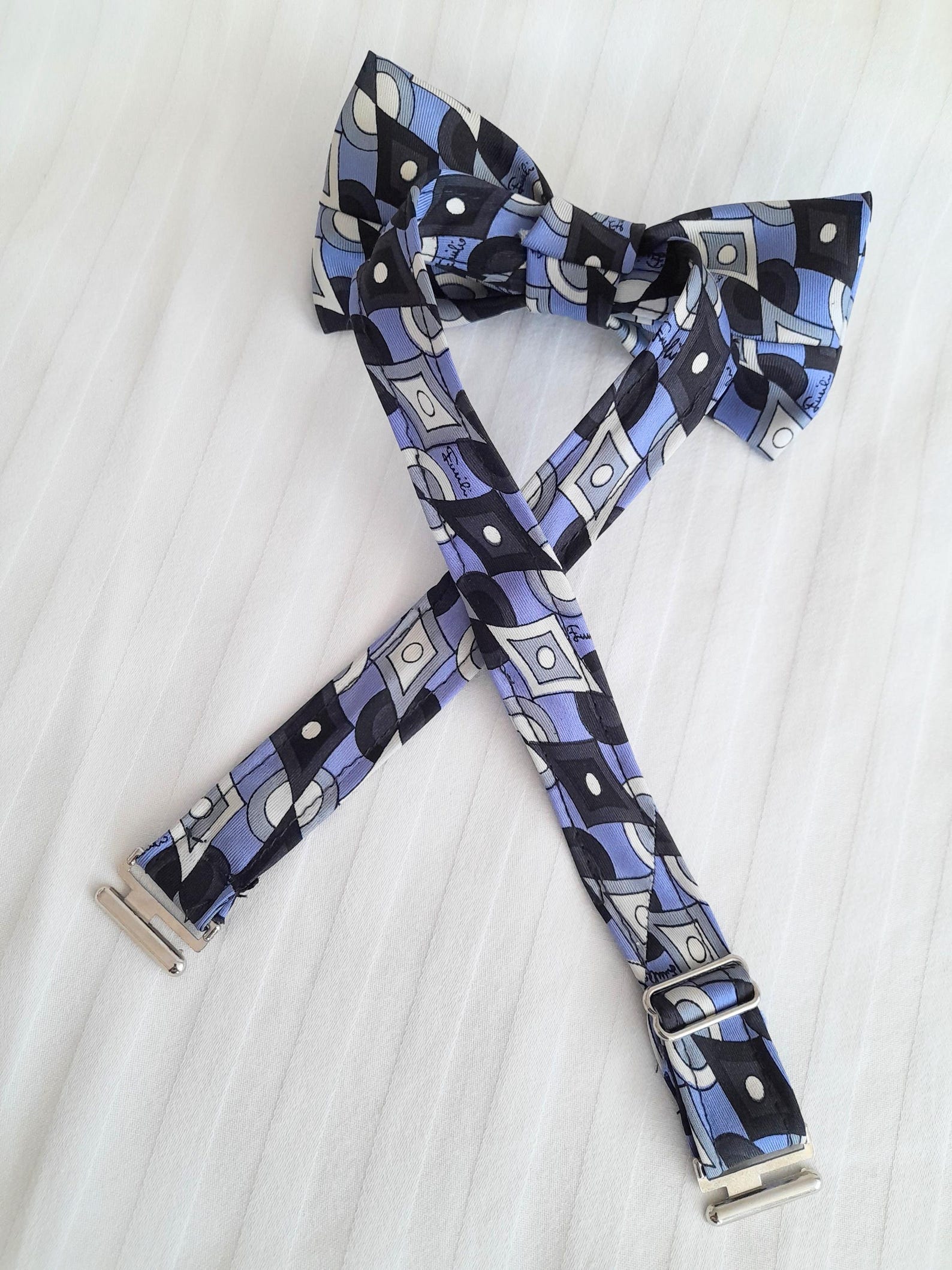 Blue Geometric Silk Bow Tie. Diamonds Butterfly Bow Tie. Abstract Bow ...