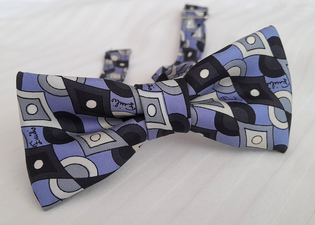 Blue Geometric Silk Bow Tie. Diamonds Butterfly Bow Tie. Abstract Bow ...