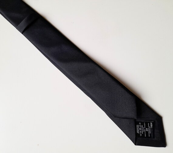 Plain black formal mod tie cravat. Reservoir Dogs bla… - Gem