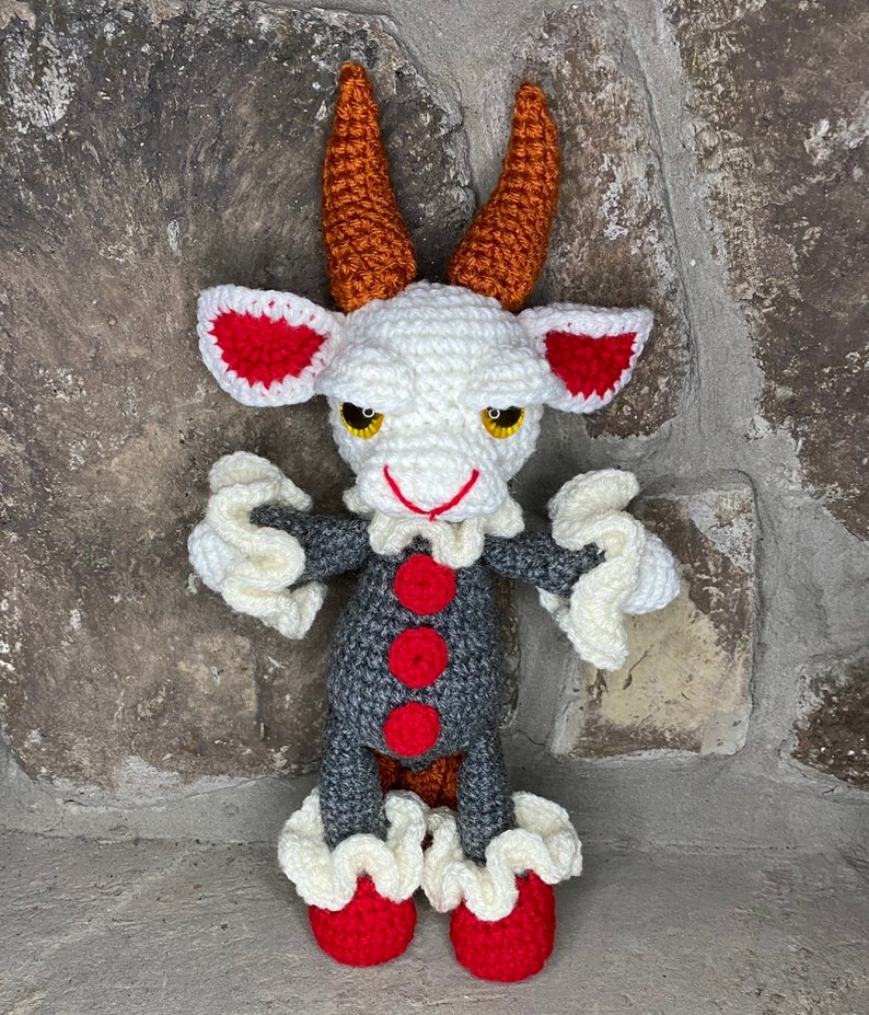 12 Crochet Grim Goat Halloween Horror Pennywise Sam Beetle Spiral ...