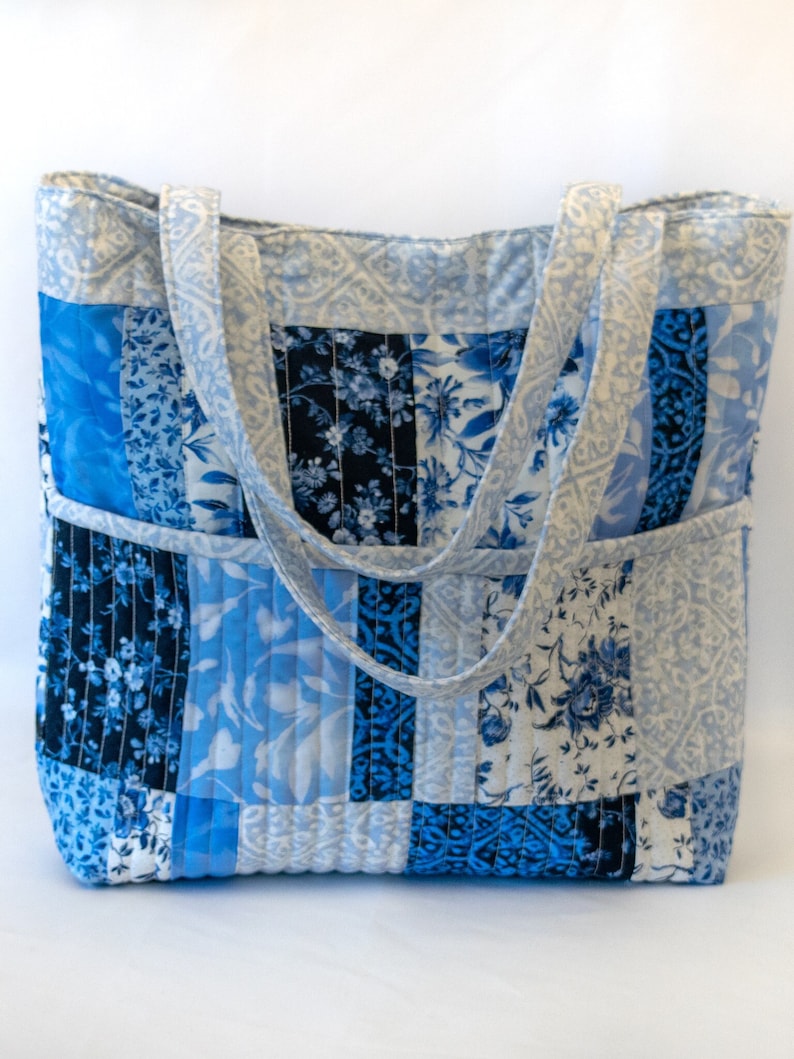 Quilted Tote Bag Quilt Kit With Silver Jubilee Fabric by Maywood Studio ...