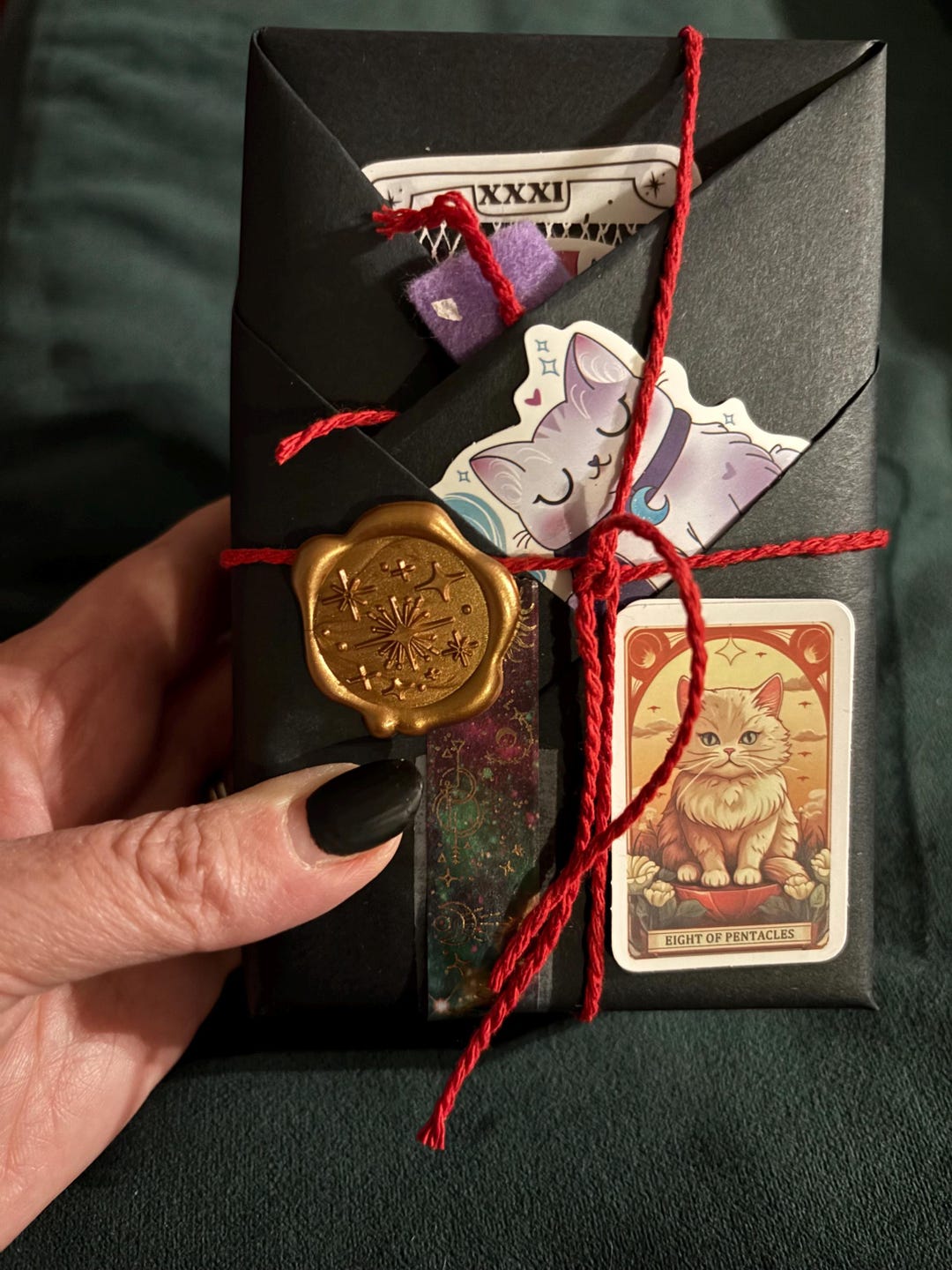 Blind Date With A Deck - an Intuitively Chosen Oracle or Tarot Card ...