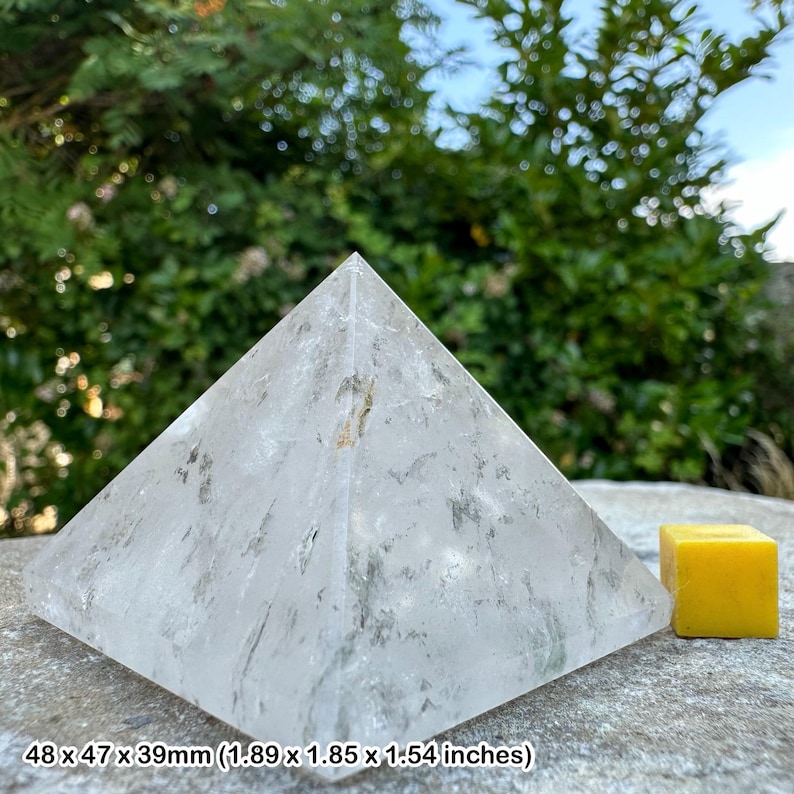 Clear Quartz Pyramid Natural Rock Crystal Quartz Mineral Polished ...
