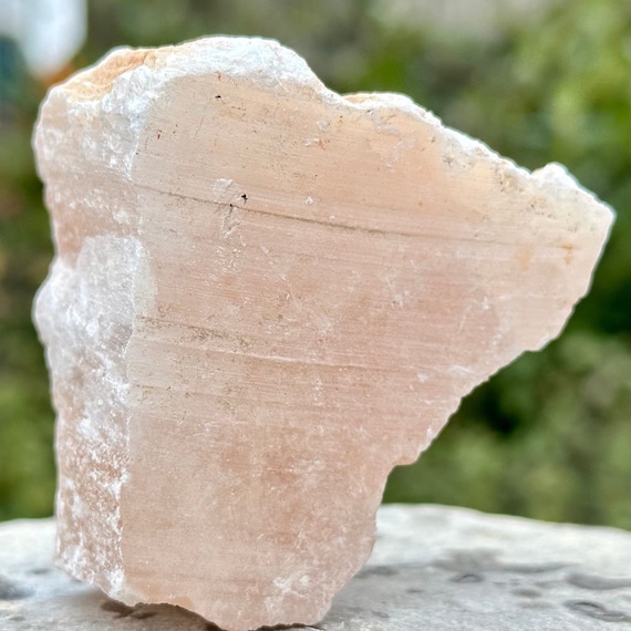 Gypsum Satin Spar Mineral