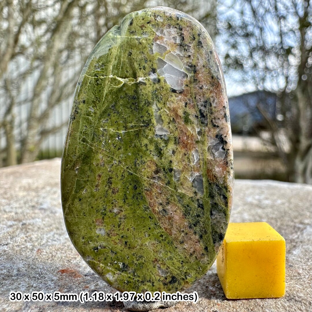 Lewisian Gneiss: Uk's Oldest Rock, Genuine Crystal Healing, Mineral ...