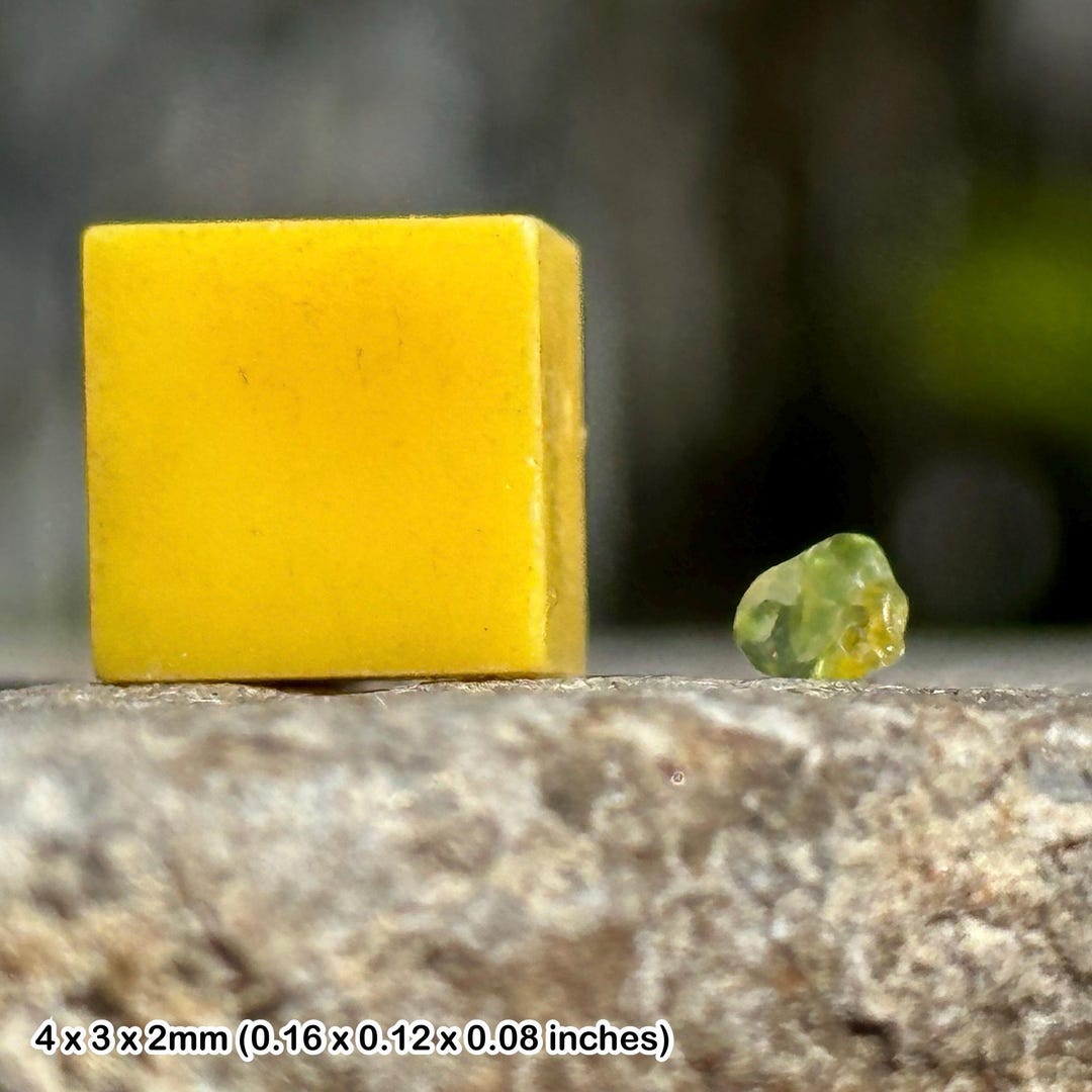 Peridot Gem: Good Health, Sleep, Relationships, Emotional Healing ...