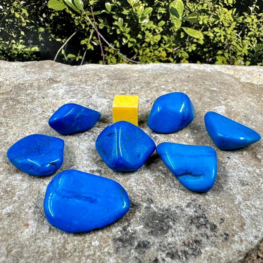 7 X Howlite Dyed Blue Tumbled Stones Calming Genuine Healing Crystal ...