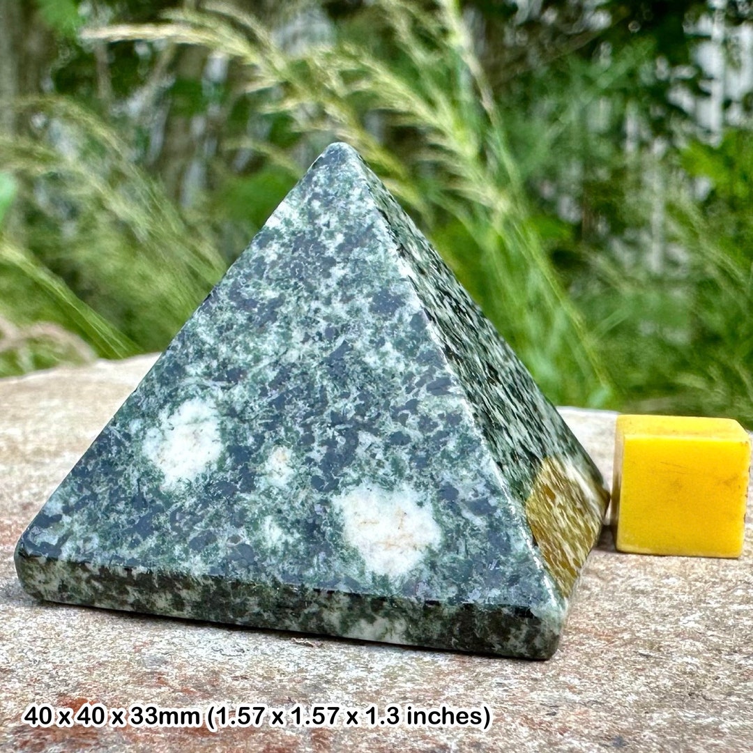 Preseli Bluestone Polished Pyramid, Genuine Spiritual Healing Crystal ...