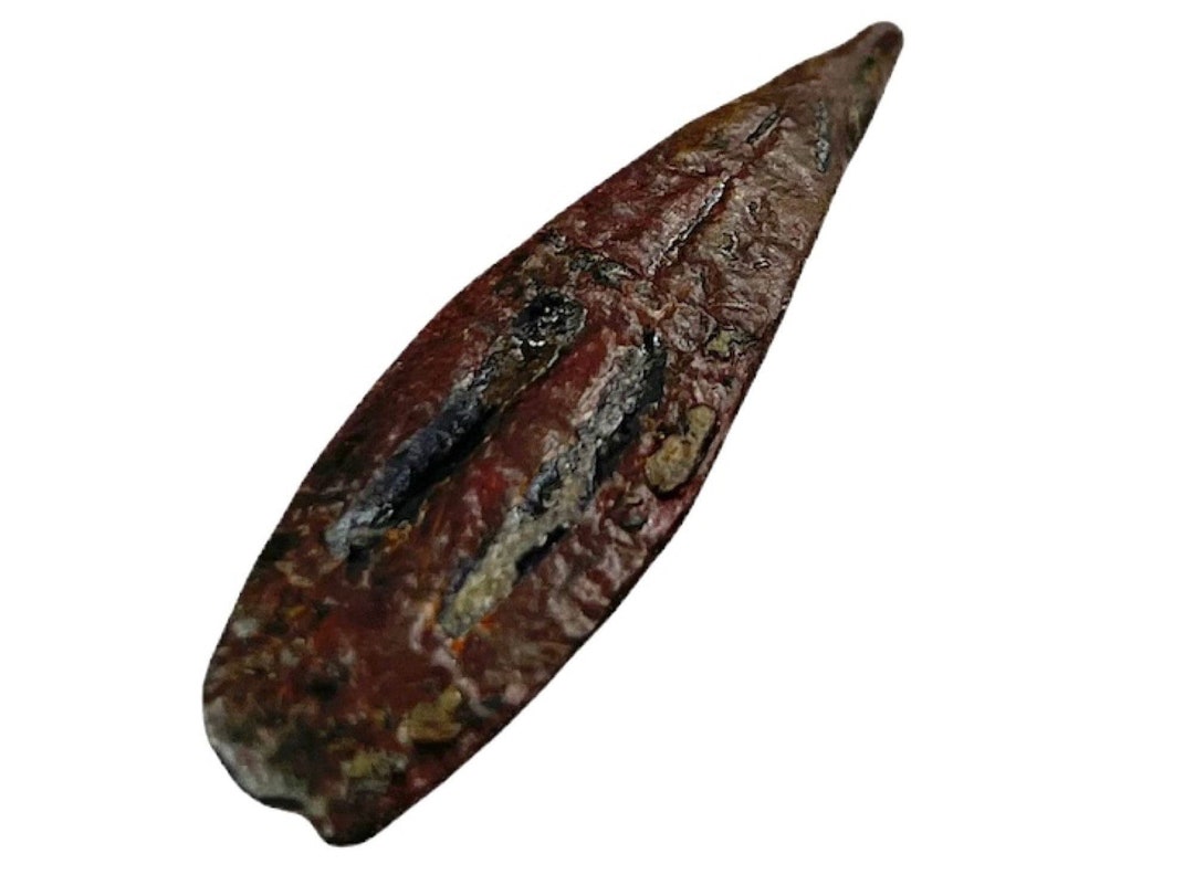 Animal Head Strap End, Anglo Saxon 7th Century. Kilham Driffield, UK ...