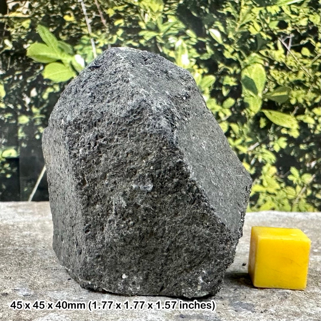 Genuine Magnetite Spiritual Healing Crystal Stone, Certified - Etsy