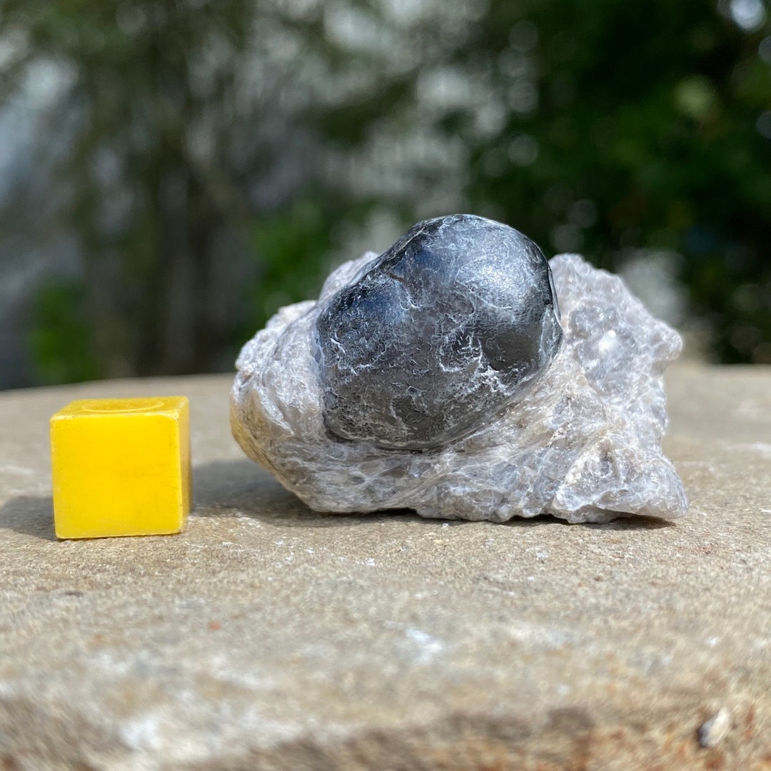 Apache Tear in Perlite Matrix Spiritual Healing Crystal, Authentic - Etsy