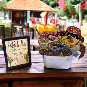 Fiesta and Cinco De Mayo Mexican Party Photo Booth Props 41 Pieces With ...