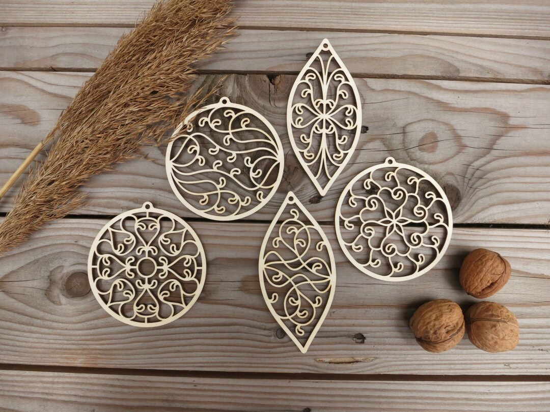 Filigree Wooden Christmas Baubles: Lasercut Birch Ornaments - Etsy