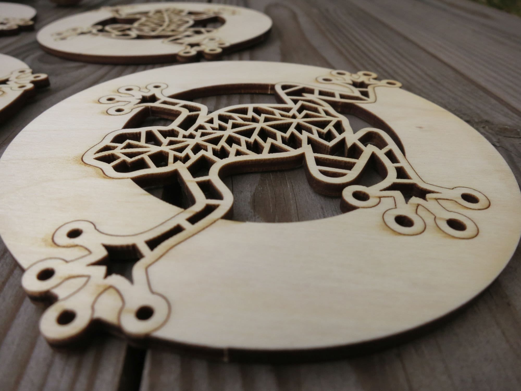 Froggy Wooden Coasters, Frog Filigree Openwork Natural Birch Wood ...