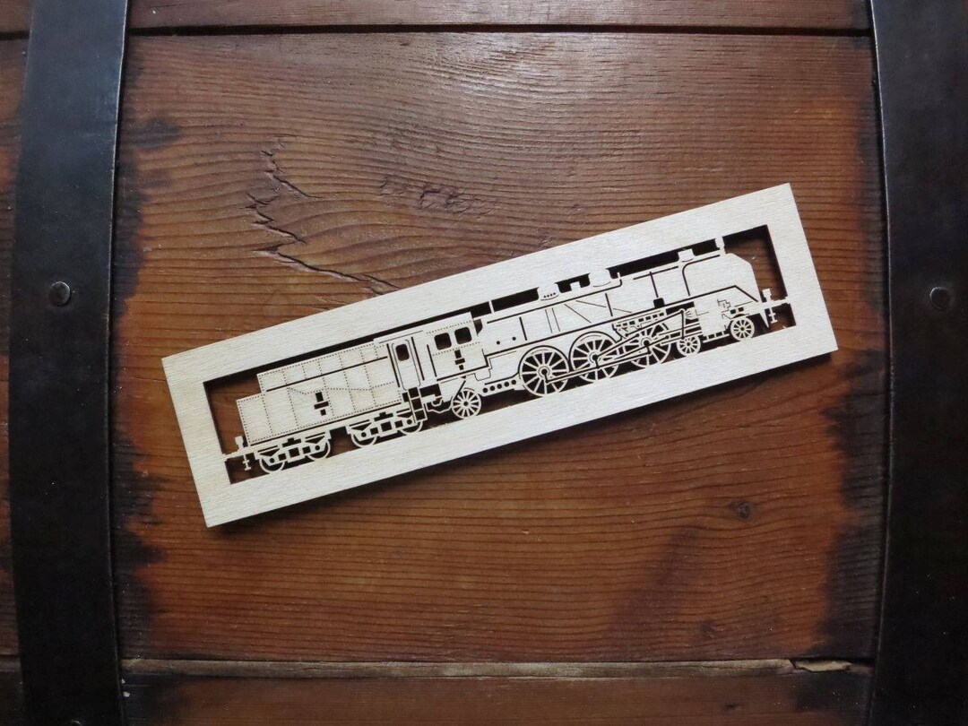 Steam Locomotive Engine Wooden Magnet, Fridge Decoration Train Lovers ...