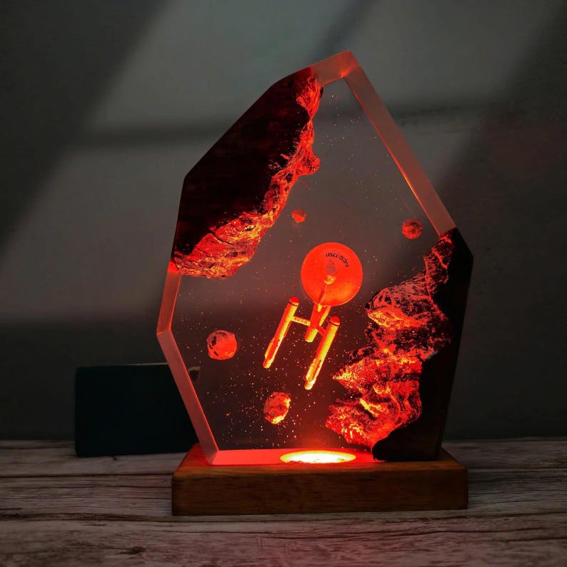 Star Trek USS Enterprise Lamp | Sci-fi Resin Diorama | LED Galaxy Night ...