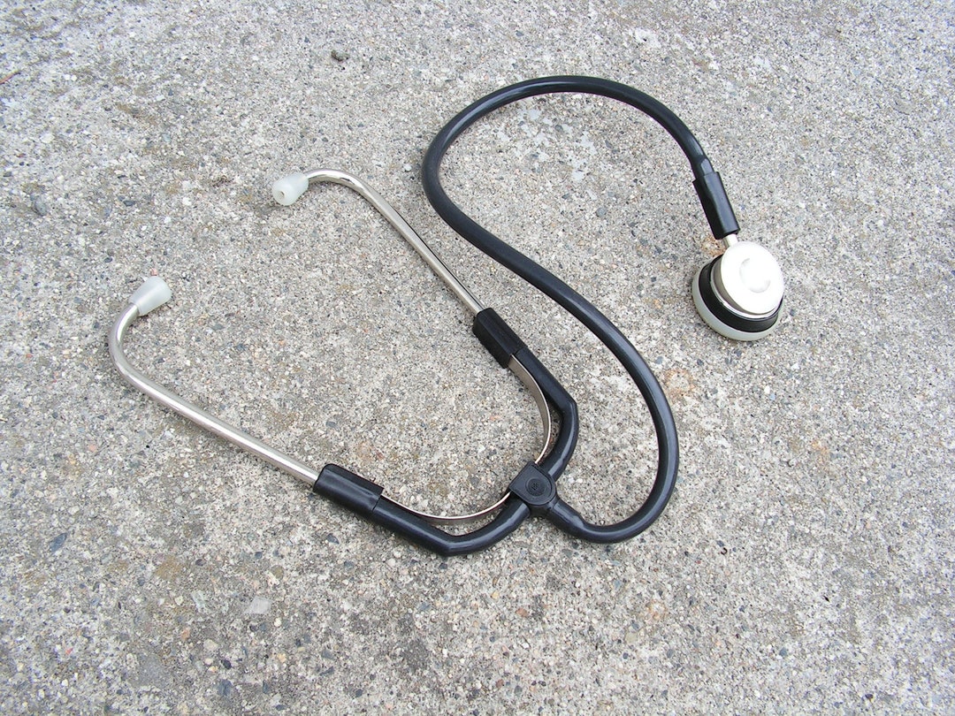 Vintage Rubber Metal Stethoscope K Doctors Medical Stethoscope Marking ...