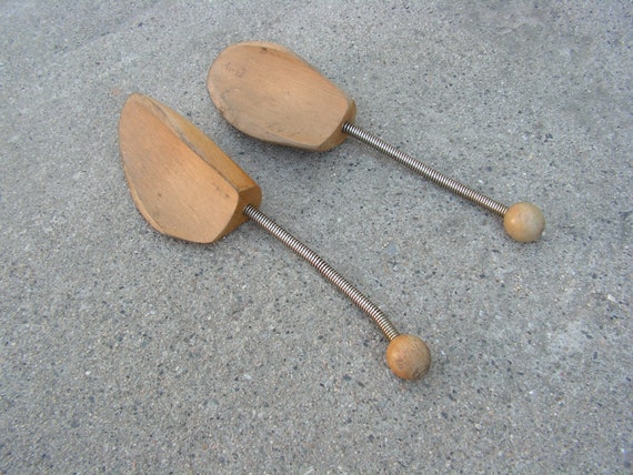 Pair shoe forms with marking Vintage shoe mold Wooden… - Gem