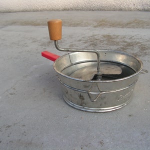 Vintage Vegetable Grinder Mill DDR Tomato Mill Metal Food Mincer Old ...