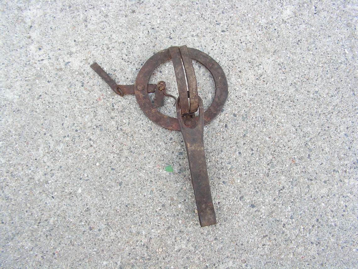 Antique Iron Trap Primitive Patina Trap Working Trap Rustic | Etsy