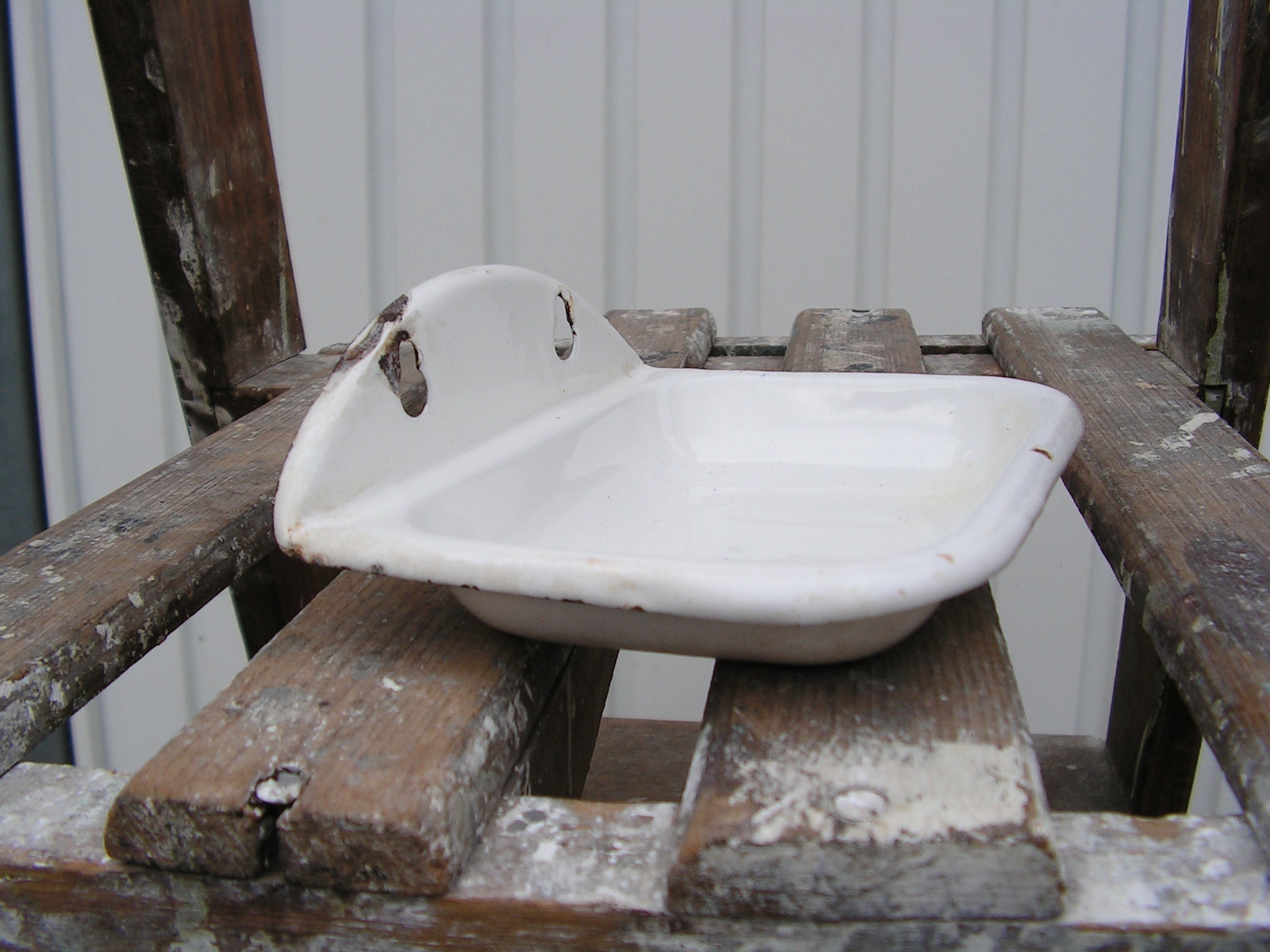 Vintage enamel soap dish Soap enamelled holder Rustic soap | Etsy