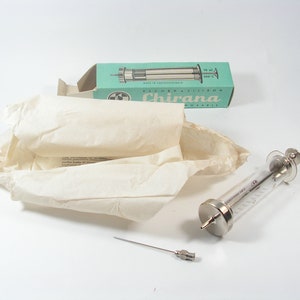 Glass Syringe CHIRANA Glass 10ml Syringe With Needle Pharmacy Décor ...