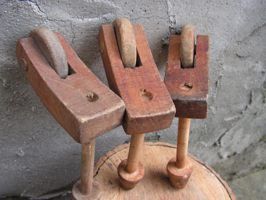 Antique Wood Legs, Set of 3 Old Legs, Vintage Wheels, Vintage Furniture ...